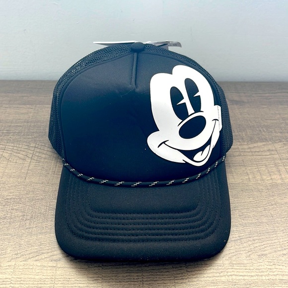 Neff | Accessories | Neff X Disney Mickey Mouse Limited Edition ...